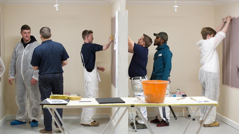 Celebrating apprentices at the Dulux Academy | Dulux Trade