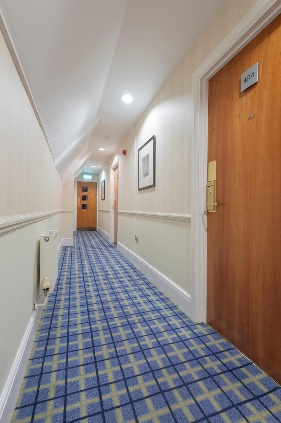 Five stars for Dulux Trade Scuffshield hotel makeover | Dulux Trade